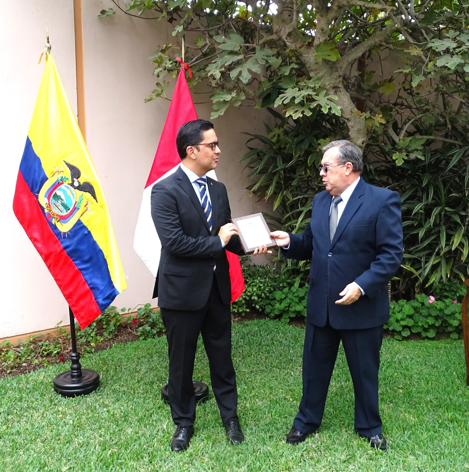 Embajador de Ecuador destaca gestión comercial y la relación bilateral ...
