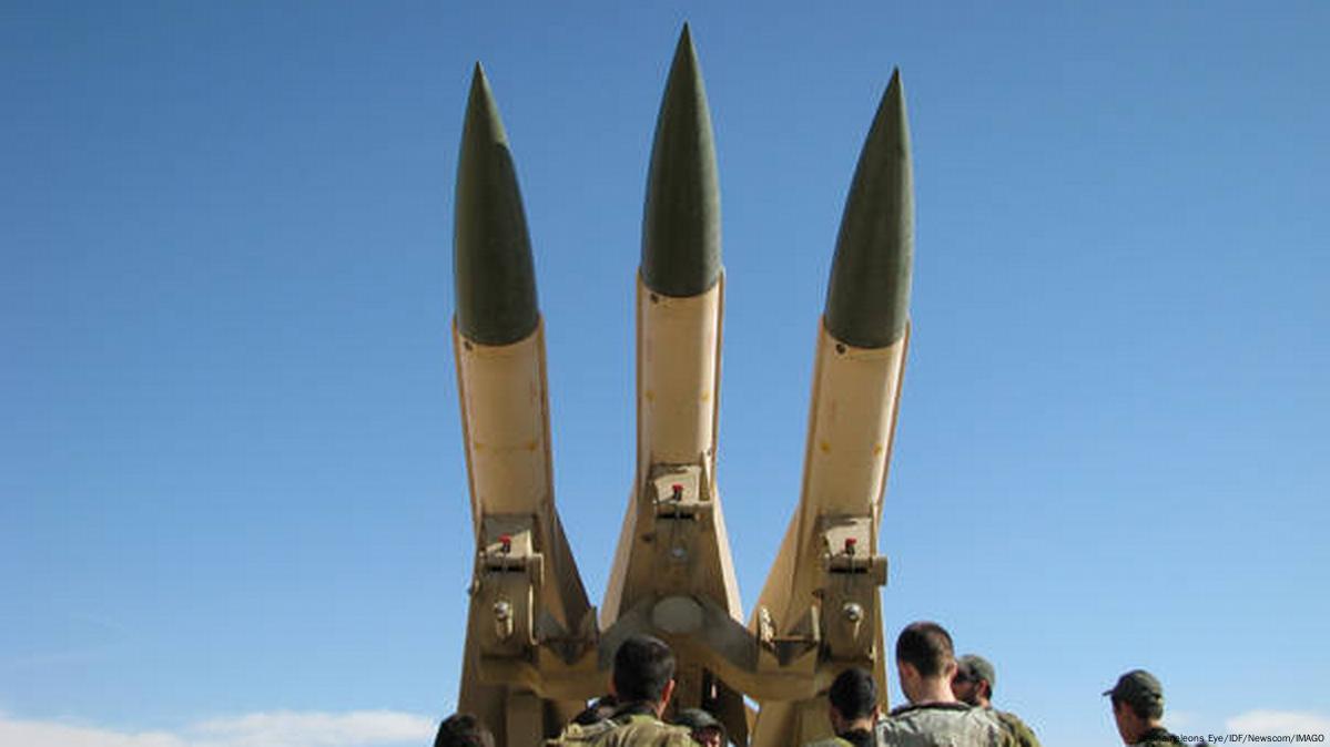 Haya de la Torre postuló una revolución sin dictaduras - La Razón